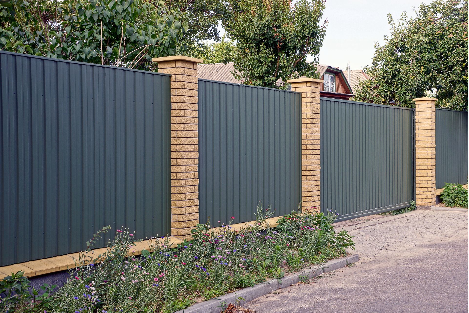 Ultimate Guide To Best Fencing For Privacy
