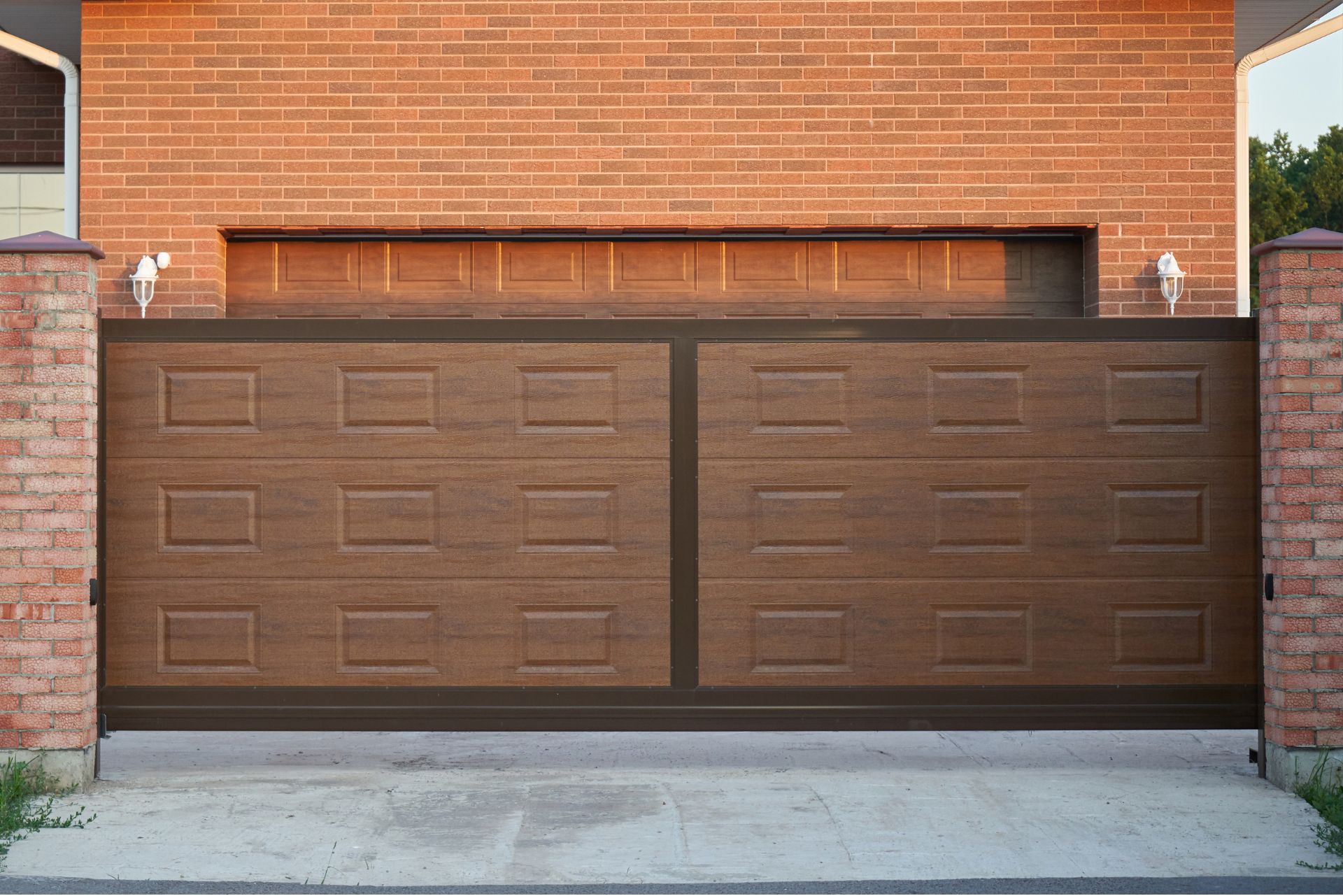 Ultimate Guide To How To Build A Gate With Horizontal Slats